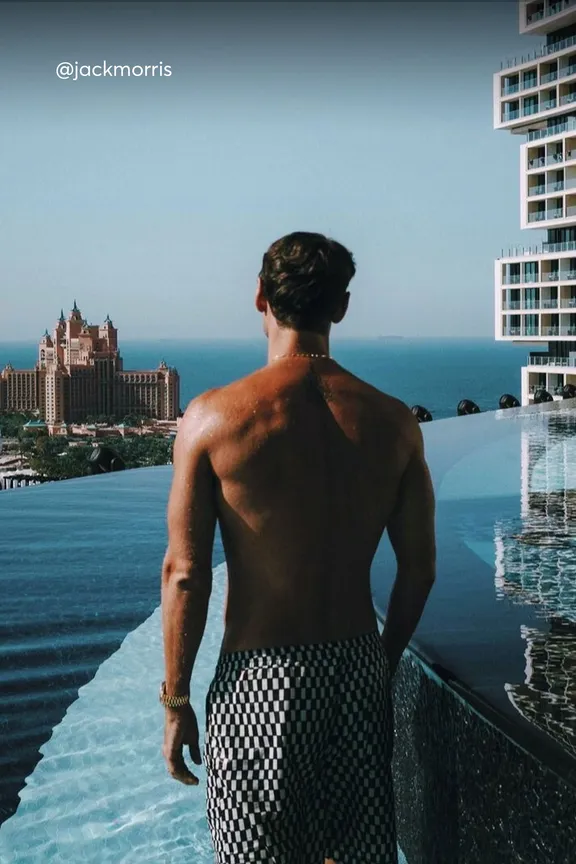 Cloud 22 Dubai: Luxurious Infinity Pool & Rooftop Bar @ Atlantis The Royal