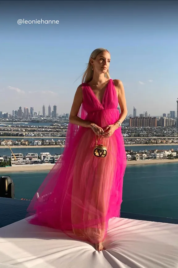 Cloud 22 Dubai: Luxurious Infinity Pool & Rooftop Bar @ Atlantis The Royal