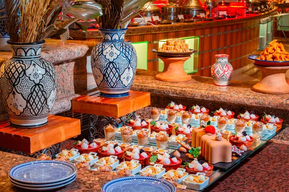 Olives: Buffet Restaurant | Mazagan Beach & Golf Resort